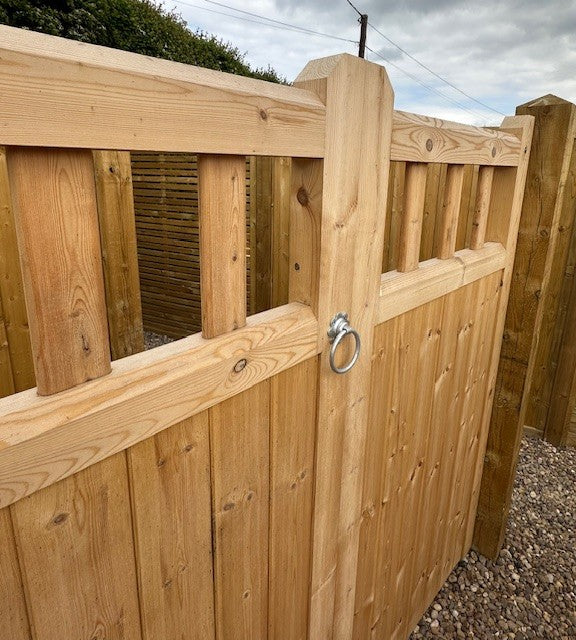 St Ledger Tongue & Groove Driveway Gates – East Ferry Timber